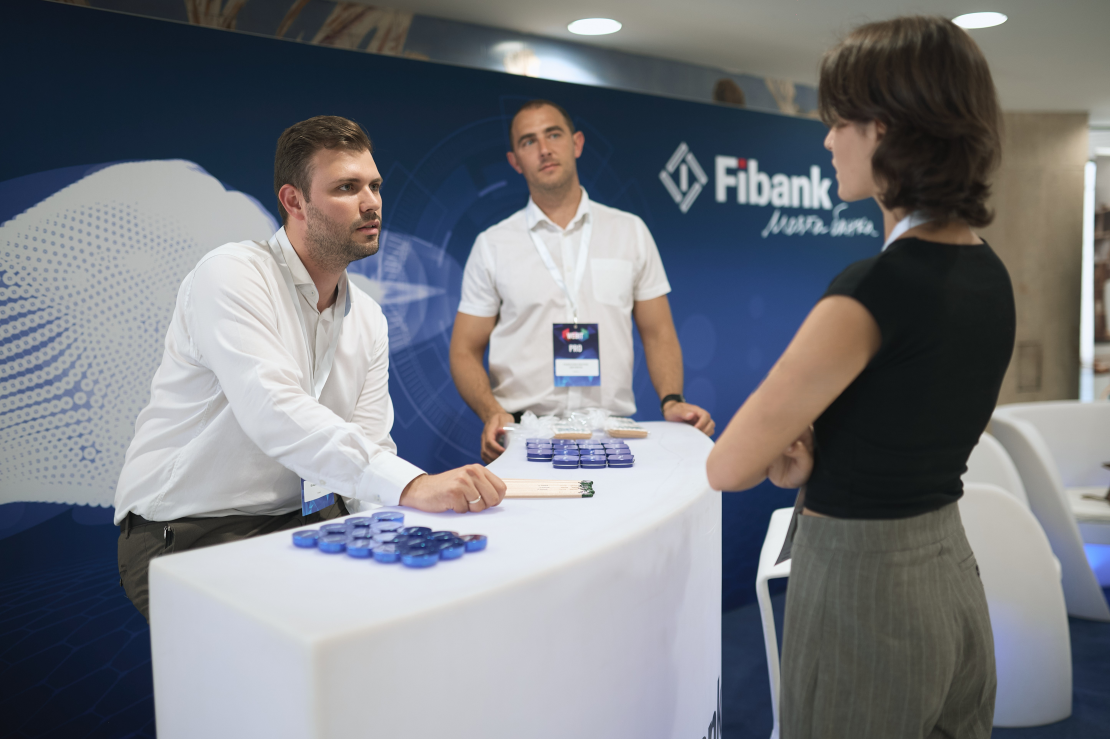 Инвестиции на един клик: Fibank представи на Webit новите възможности ...