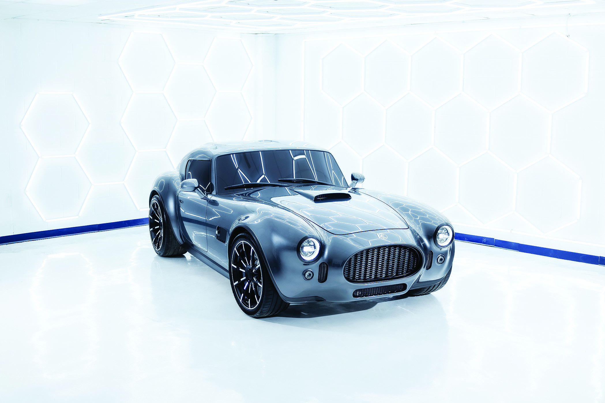Cobra GT с двигател V8
