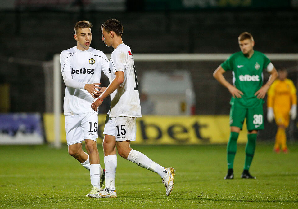 Мартин Георгиев тръгна за Барселона