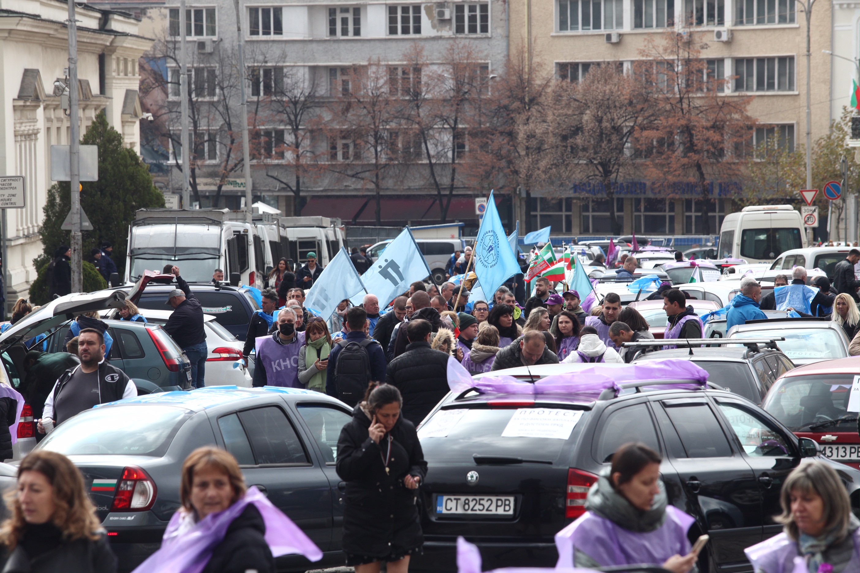 Мащабен протест и блокада на синдикатите в София Искаме достоен труд и край на ниските заплати