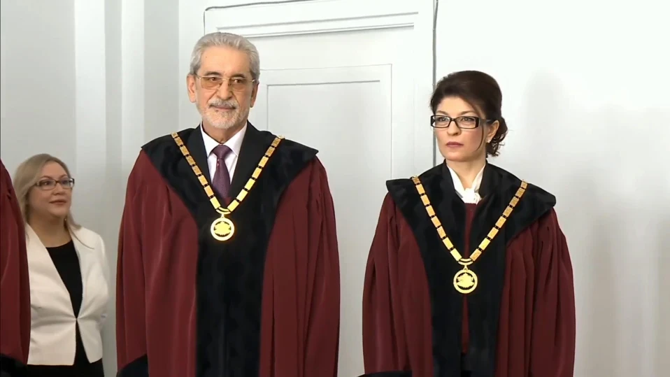 КС ще разгледа избора на Белазелков и Атанасова