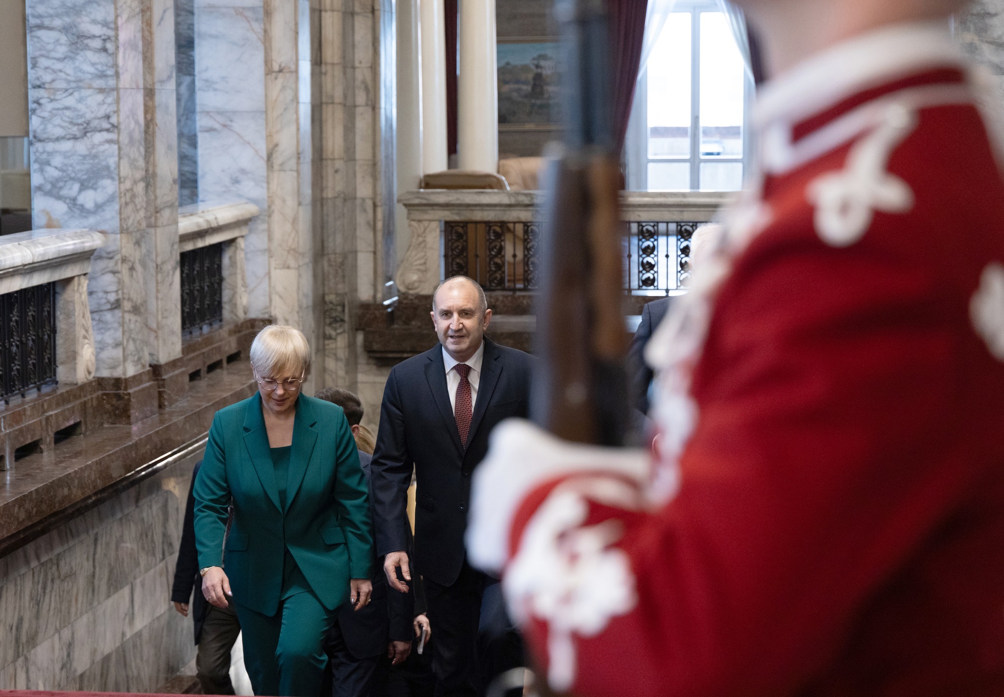 Румен Радев за деветата си годишнина като президент С вицепрезидента Илияна Йотова ще продължим