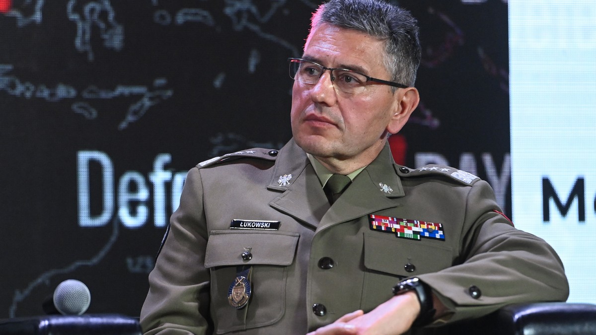 Полша би могла да издържи една-две седмици в случай на война с Русия