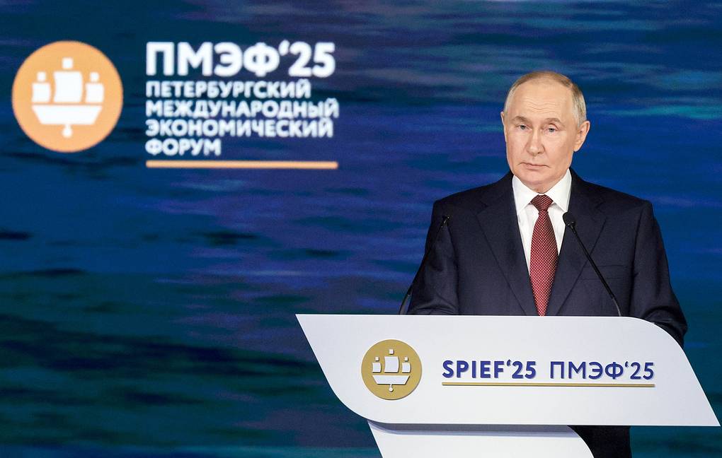 Путин: Русия ще въоръжи армията си с най-новите технологии, оръжия и ...