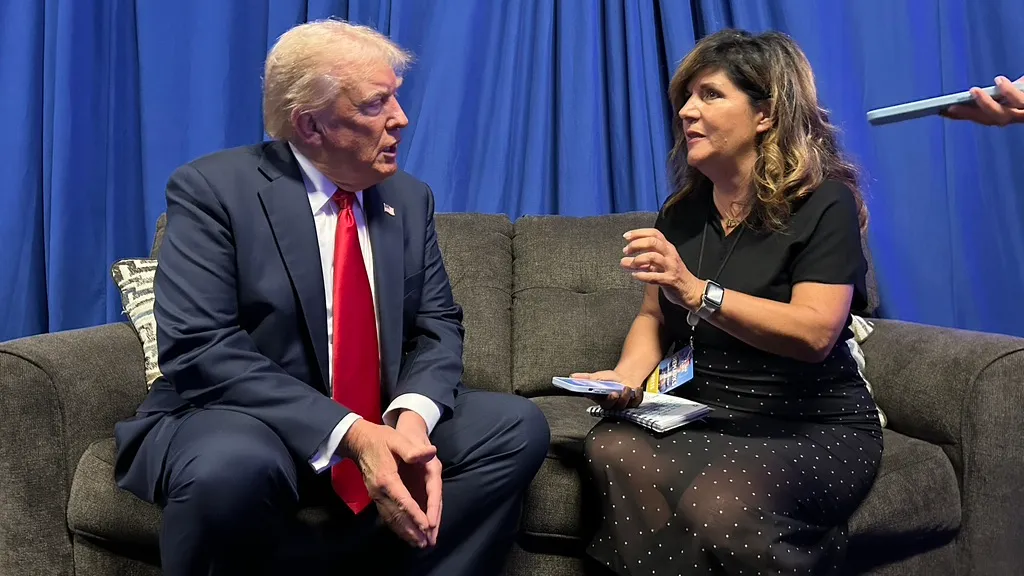 Салена Зито журналистката шепнеща в ухото на Тръмп която бе до него при стрелбата в Бътлър