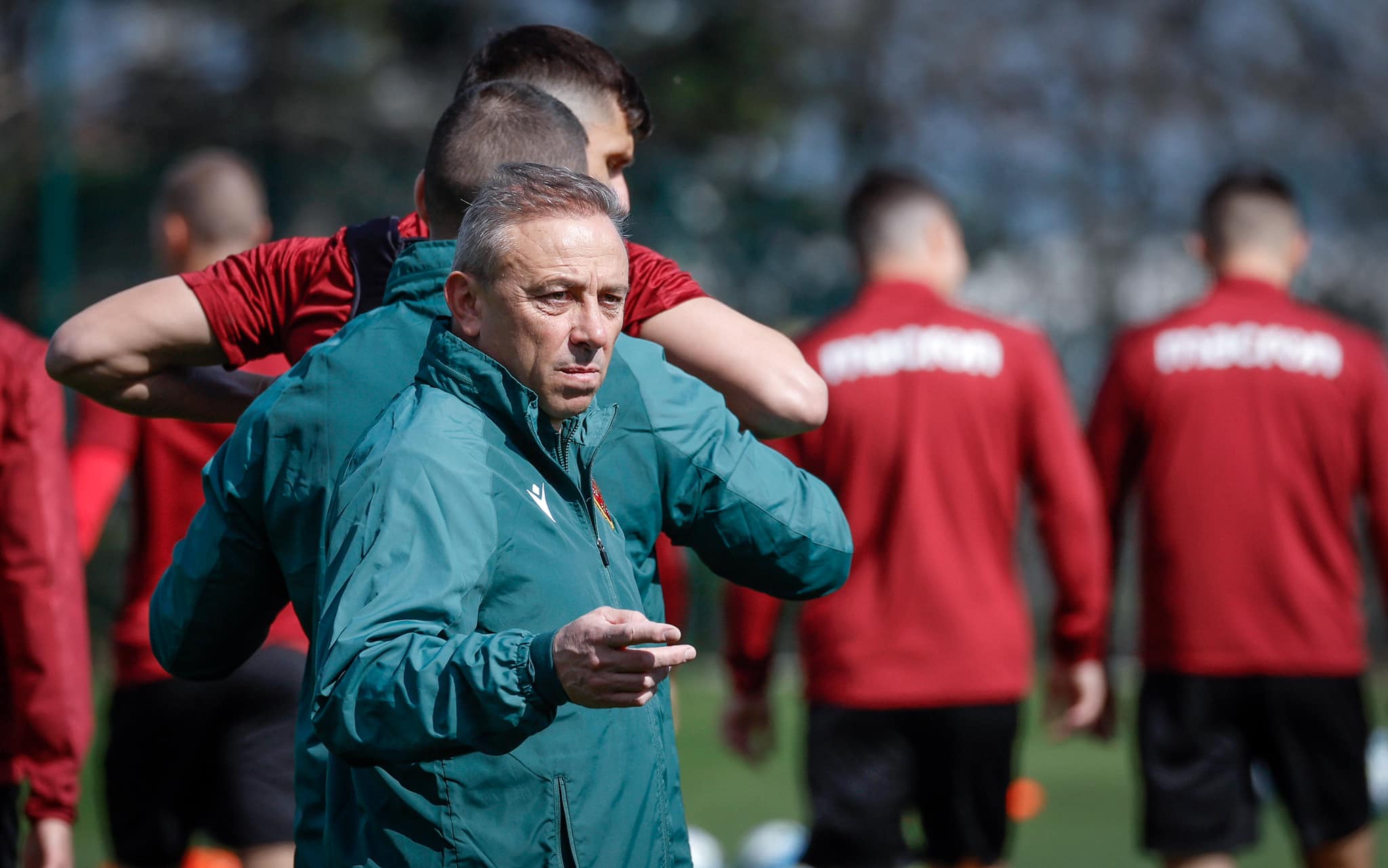 Ерата на Илиан започна и завърши със скандал